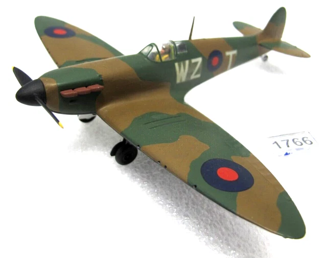 EARLY TWO BLADE Prop Spitfire 1:72 Built Model Aircraft Kit - WS 16cm ...