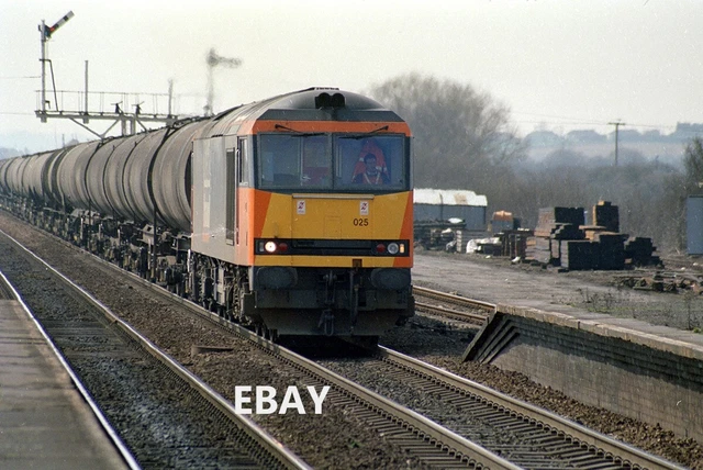 ORIGINAL 35MM COLOUR Railway Neg of Class 60 60025 at Barnetby £1.25 ...
