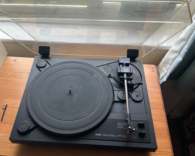 YAMAHA STEREO TURNTABLE record player PF-20 Vintage WORKING £35.00 ...