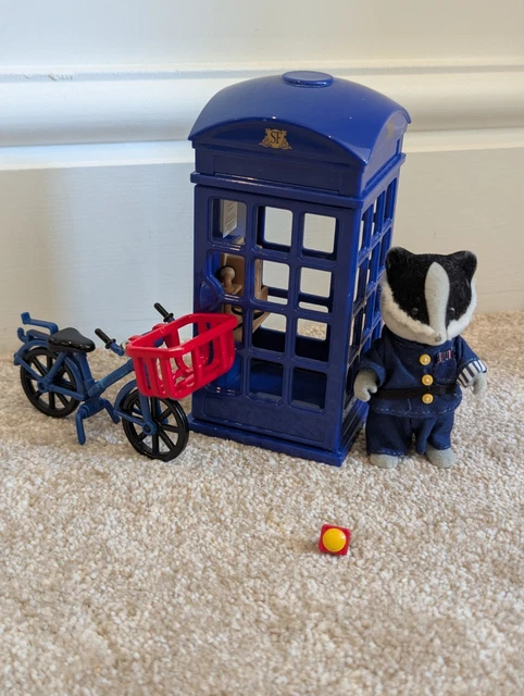 SYLVANIAN FAMILIES - PC Bobby Badger with Police Phone Box & Bicycle £ ...