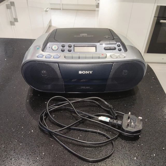 SONY CFD-S01 BOOMBOX CD Player, AM/FM Radio/Cassette Good Condition For ...