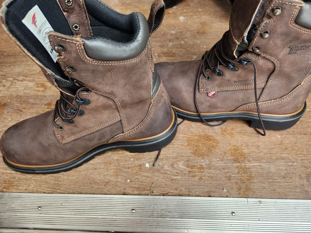 RED WING 1242 Dynaforce Insulated Waterproof Boots (Soft Toe) SIZE 8.5 ...