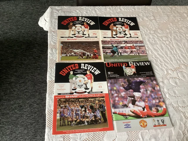 MANCHESTER UNITED REVIEW programmes 4 no v southampton £1.23 - PicClick UK