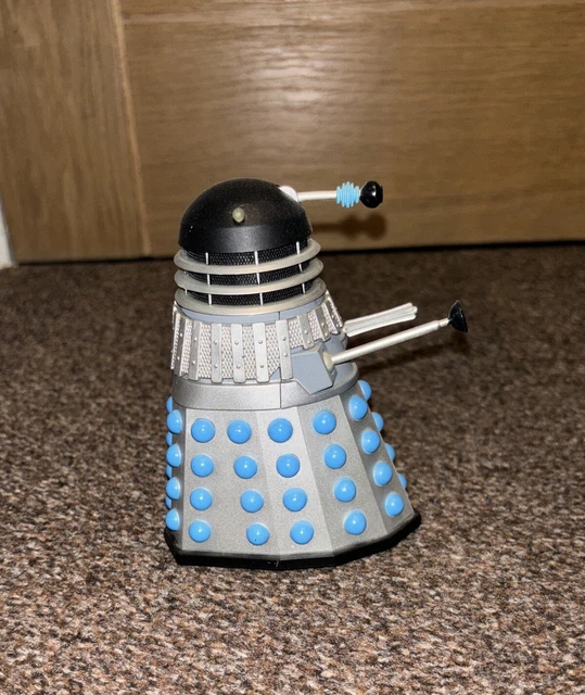 DOCTOR WHO CLASSIC 5” Dalek Silver With Blue Dots & Black Dome £16.75 ...