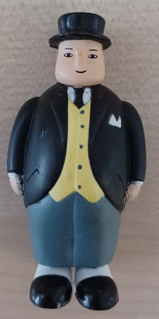 THOMAS AND FRIENDS Train Station Fat Controller Toy / Figure 2.5 Inches ...