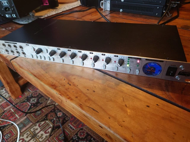 FOCUSRITE PLATINUM OCTOPRE LE mk1 preamp - ADAT - 8 XLR inputs, 8 line ...