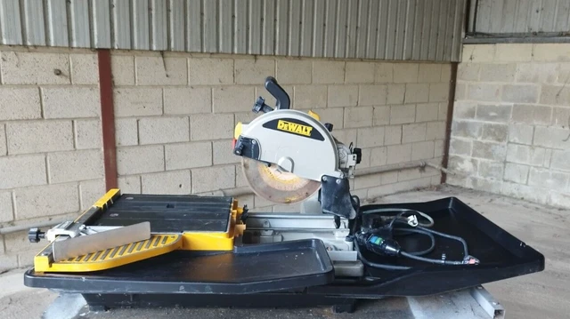 DEWALT D24000 240V Wet Tile Saw £500.00 - PicClick UK