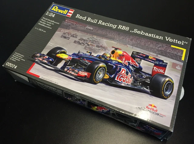 REVELL 07074 BAUKASTEN Red Bull Racing RB8 "Sebastian Vettel" F1 1:24 ...