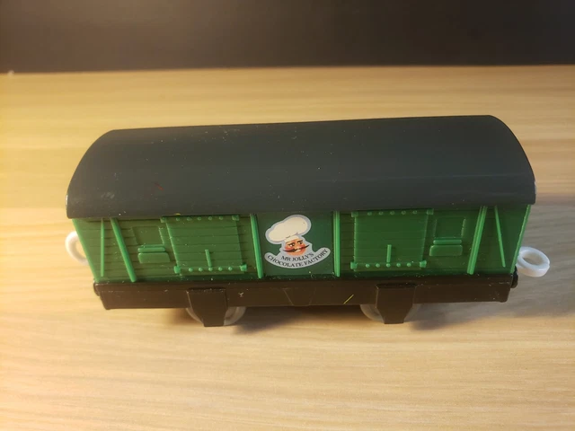 THOMAS & FRIENDS Trackmaster Green Mr. Jolly's Chocolate Factory ...