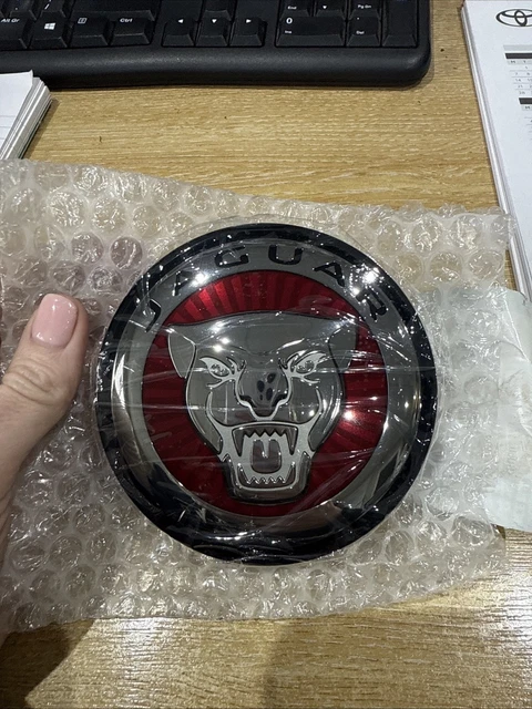 GENUINE NEW JAGUAR GROWLER GRILLE RED BADGE Front Emblem J9C5144 ...