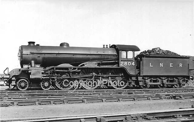 B&W PHOTO LNER B-17 class40-6-0 No.2804 'Elvedon' at Parkeston Quay £1. ...