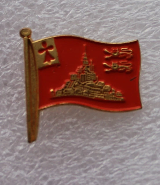 PINS MONT SAINT Michel. Blason drapeau rouge EUR 7,30 - PicClick FR