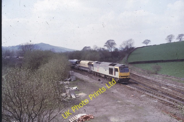 35MM RAILWAY SLIDE Class 60 60097 Freight at Chinley c1990's p2 £1.20 ...