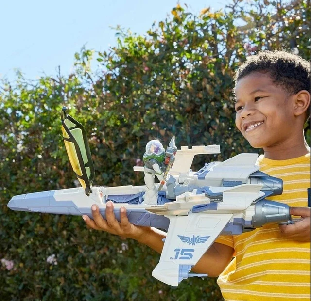DISNEY PIXAR LIGHTYEAR Blast & Battle XL15 Spaceship Playset & Buzz ...