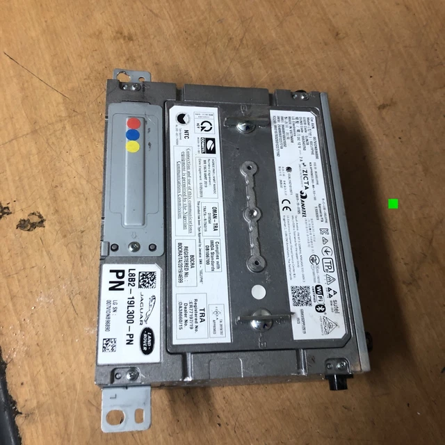 LAND ROVER DEFENDER L663 (2020-2024) Radio Head Unit Sat Nav L8B2 ...