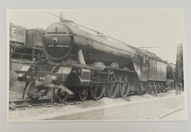 LNER RAILWAY LOCOMOTIVE Photograph - 4470 Doncaster E515 £2.99 ...