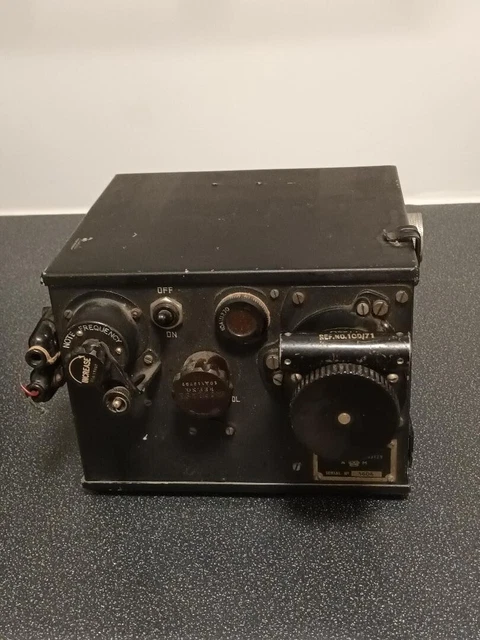 WW2 RAF RADIO R1147B Supermarine Spitfire Seafire very nice condition ...