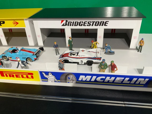 1:32 SCALE BRIDGESTONE 3x Car Pit Garage Scalextric SCX Carrera F1 GT ...