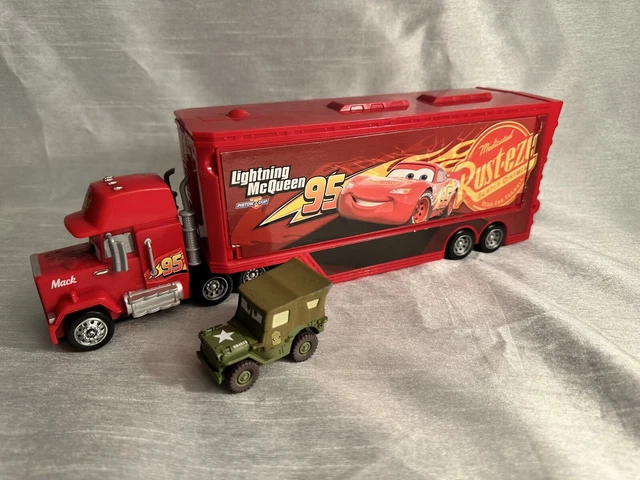DISNEY PIXAR CARS Mack Semi Truck Playset w/ Searg Mattel 2016 $26.45 ...