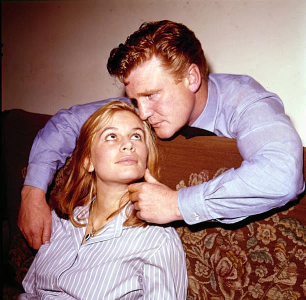 WELSH ACTOR DONALD Houston Posed With English Actress Joanna D 1960s ...