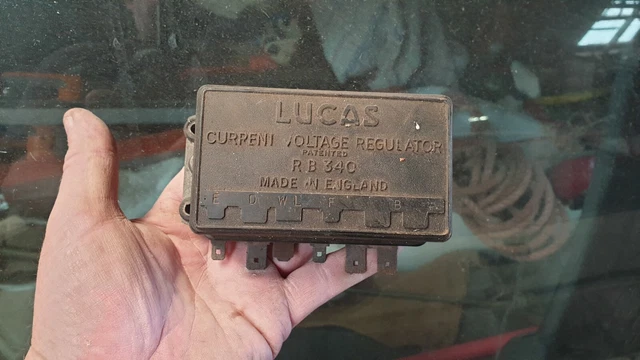 LUCAS TYPE RB340 37342 12v 25A voltage regulator / dynamo control box £ ...