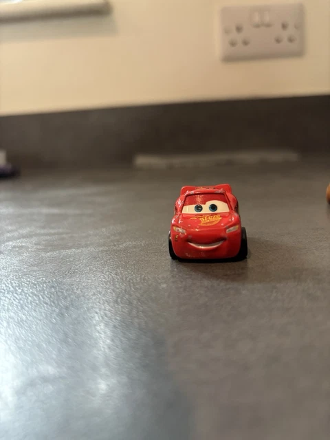 MATTEL DISNEY PIXAR Cars Mini Racers Lightning McQueen £8.10 - PicClick UK