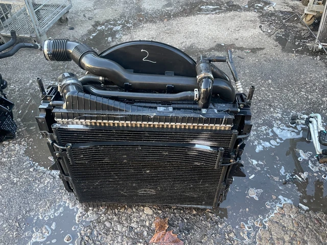 LAND ROVER DISCOVERY 4 L319 Radiator Pack 3.0Sdv6 2009-2016 #2 £199.99 ...