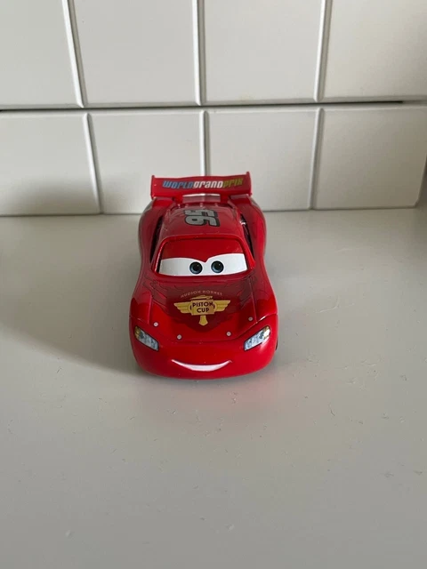 DISNEY PIXAR CARS Lightning McQueen Finish Line Frenzy Game Silver ...