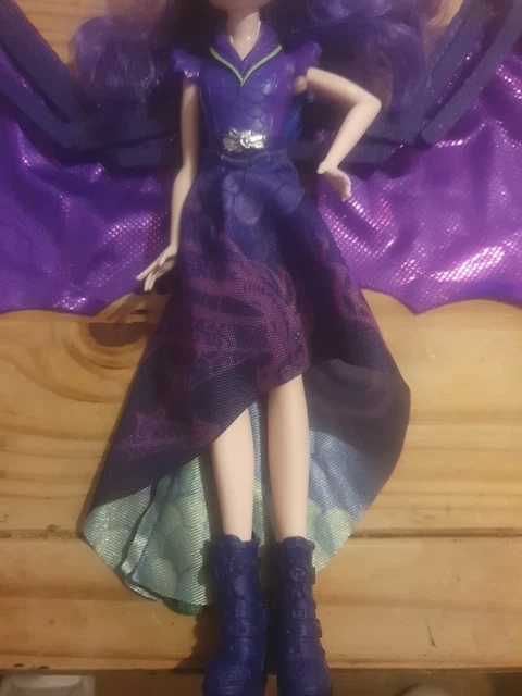 DISNEY DESCENDANTS DRAGON Queen Mal Doll Extendable Wings £22.00 ...