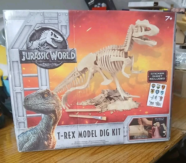 JURASSIC WORLD T-REX Model Dig Kit Dinosaur Skeleton Excavation Kit ...