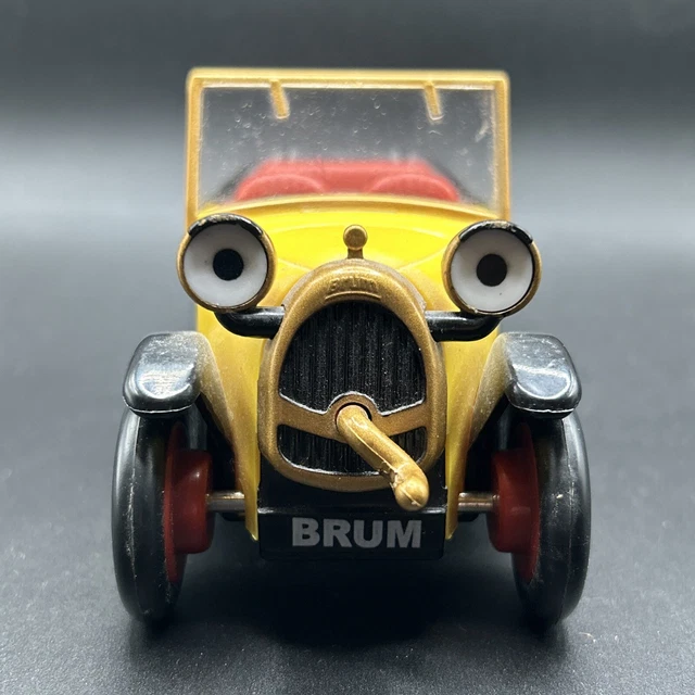 2001 VINTAGE BRUM Wibbly Wobbly Friction Toy Car Golden Bear Products ...