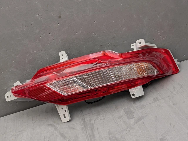 OEM 2022-2024 HYUNDAI Tucson RH Right Side Tail Light Turn Signal 92406 ...