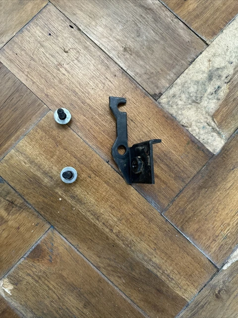 DELTA 34-444 TABLE Saw Blade Guard Bracket £14.89 - PicClick UK