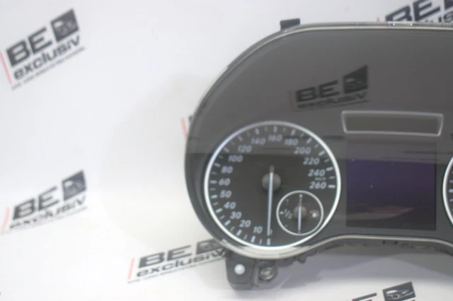 MERCEDES B200 CDI W246 Instrument Compte-Tours Utilisation de Panneau ...