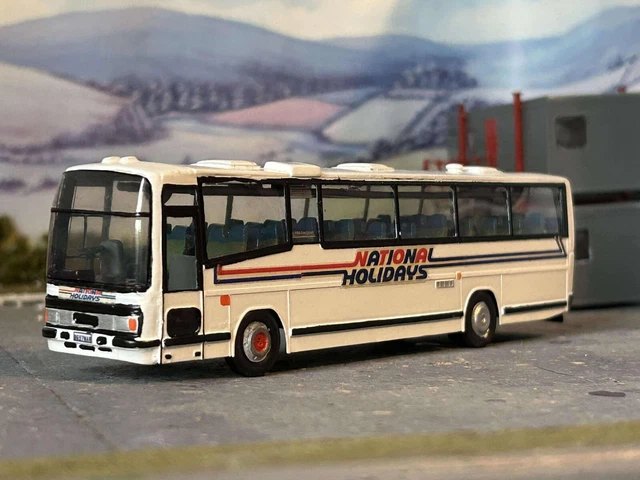 KIT BUS BUILT Pirate Models Plaxton Paramount 3500 Mk1 National Hols ...