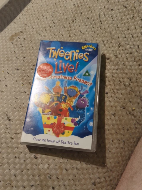 TWEENIES - LIVE! - The Christmas Present (VHS, 2002) Cbeebies £5.92 ...
