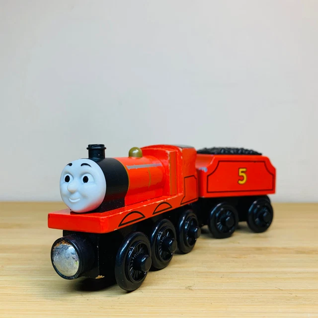 JAMES - THOMAS The Tank Engine & Friends Wooden Railway Magnet Trains ...