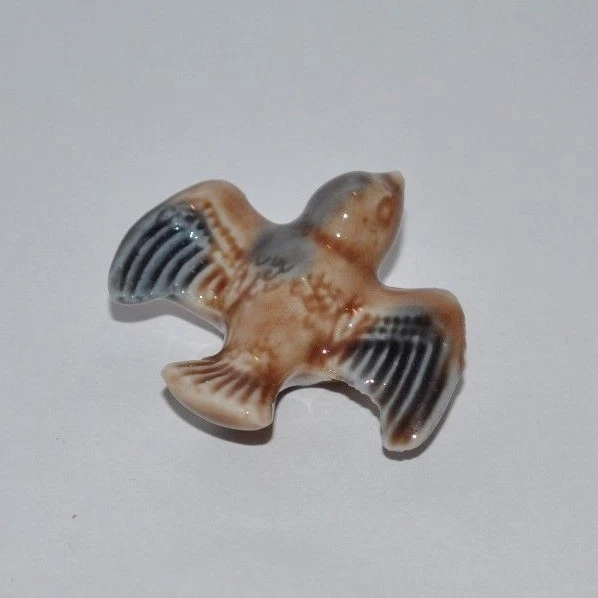 VINTAGE CANADIAN BLUE BIRD Whimsies WARE RED ROSE Animal Figure 70s ...