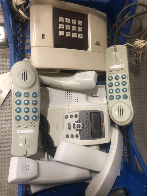 MATERIALE TELEFONICO RICAMBI telefoni d'epoca lotto completo EUR 16,00 ...