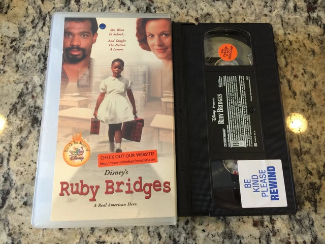 RARO - DISNEY'S--RUBY Bridges (VHS) PENELOPE ANN MILLER (CONCHIGLIA ...