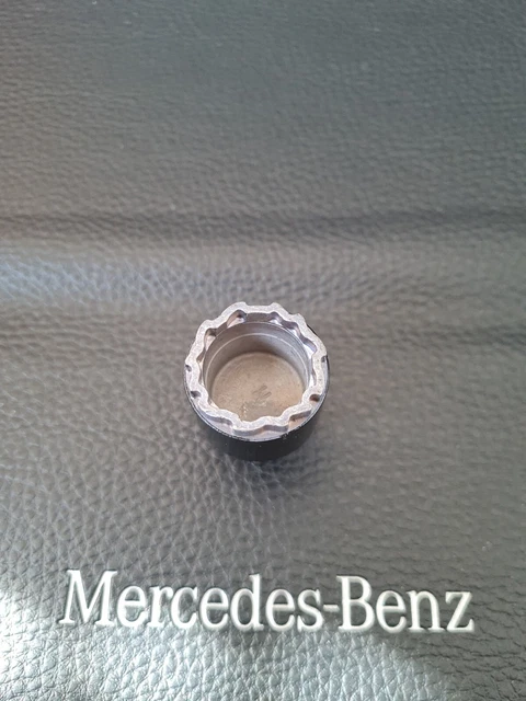 GENUINE MERCEDES-BENZ LOCKING Wheel Nut bolt Key £19.99 - PicClick UK