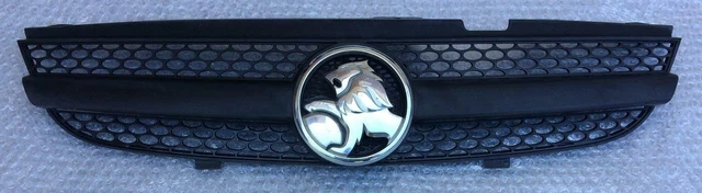 HOLDEN COMMODORE VZ front bumper bar cover GRILLE mesh BERLINA CALAIS ...