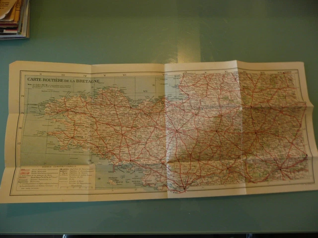 CARTE ROUTIERE DE La Bretagne Inclus Les Lignes De Chemins De Fer Train ...