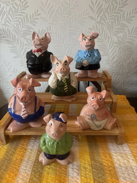 WADE NATWEST PIGS Full Set - Includes Cousin Wesley £156.72 - PicClick UK