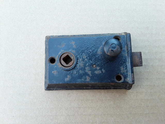 VINTAGE DOOR LOCKSET Flush Mounted Turn Style Lock Old Century Home ...