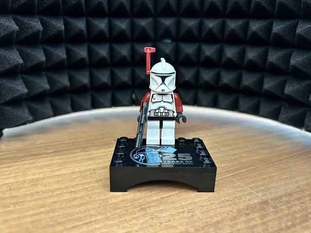 LEGO STAR WARS Phase One Clone Captain (See Description) £47.47 ...