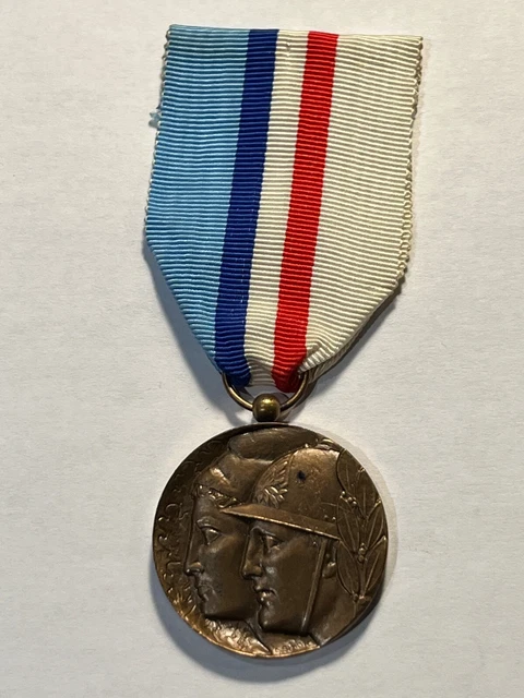 MÉDAILLE SAPEURS POMPIERS Département de l'Essonne (158-48/P1) EUR 27,90 - PicClick FR