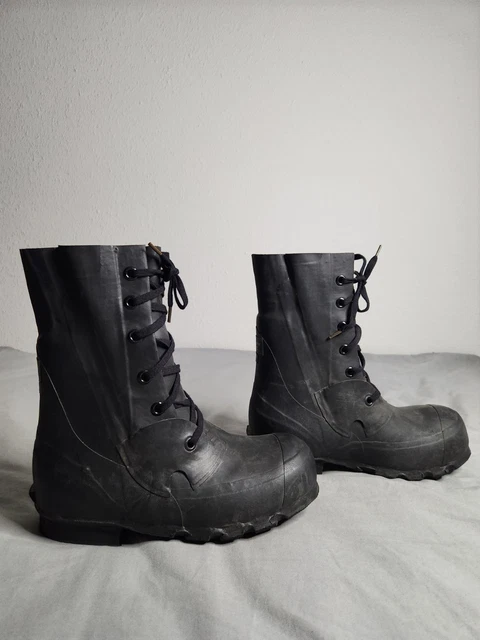 VINTAGE MICKEY MOUSE Extreme Cold Weather Boots Bristolite Mens Size 7R ...