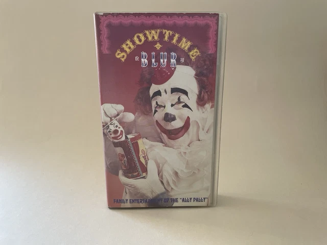 BLUR: SHOWTIME (VHS, 1995). Blur live at Alexandra Palace on 7th ...