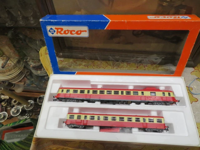 ANCIEN LOCOMOTIVE train electrique autorail ROCO 43033 coffret EUR 112 ...